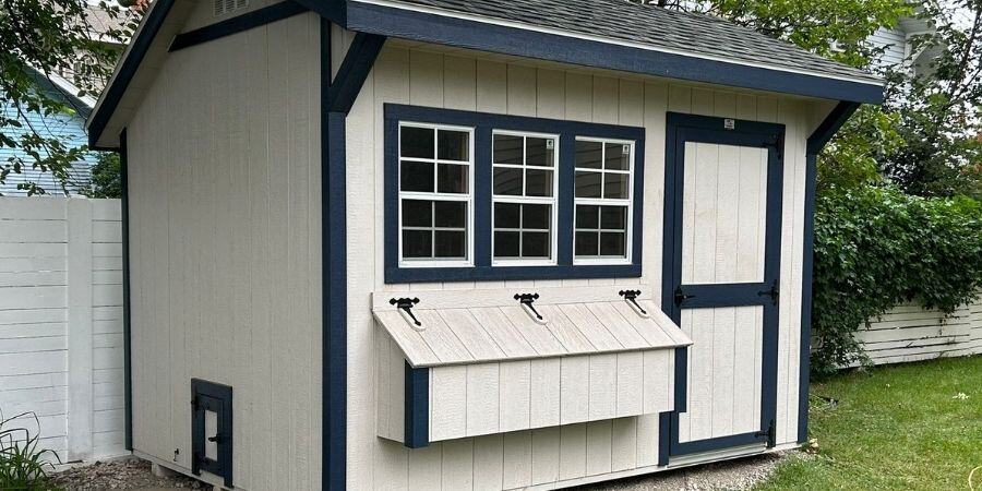 Weatherproof Chicken Coop: Ensuring Year-Round Comfort for Chickens